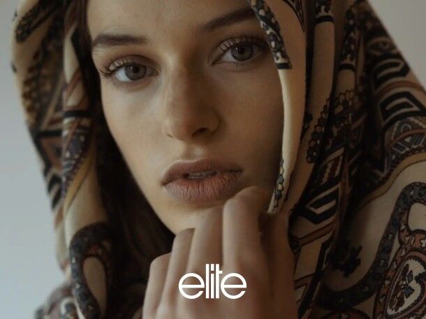 Réalisation : Elite Model Management par Adrien